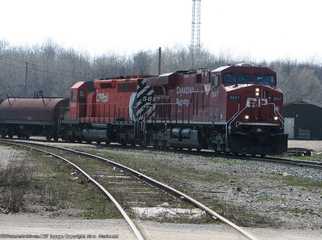 CP 8847 North at Guelph Jct.